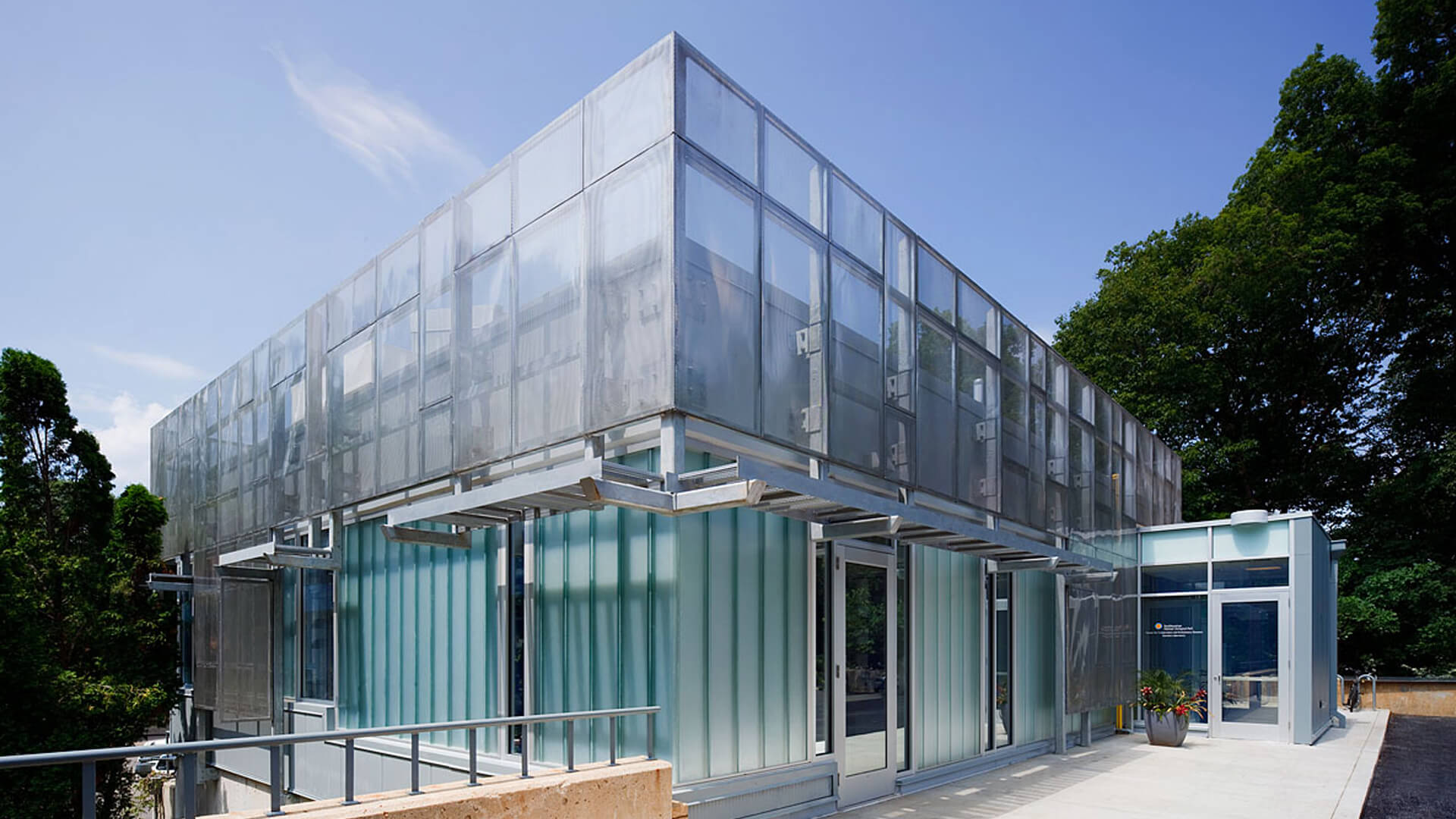 Genetics Lab, Smithsonian Institution's National Zoo | TGP